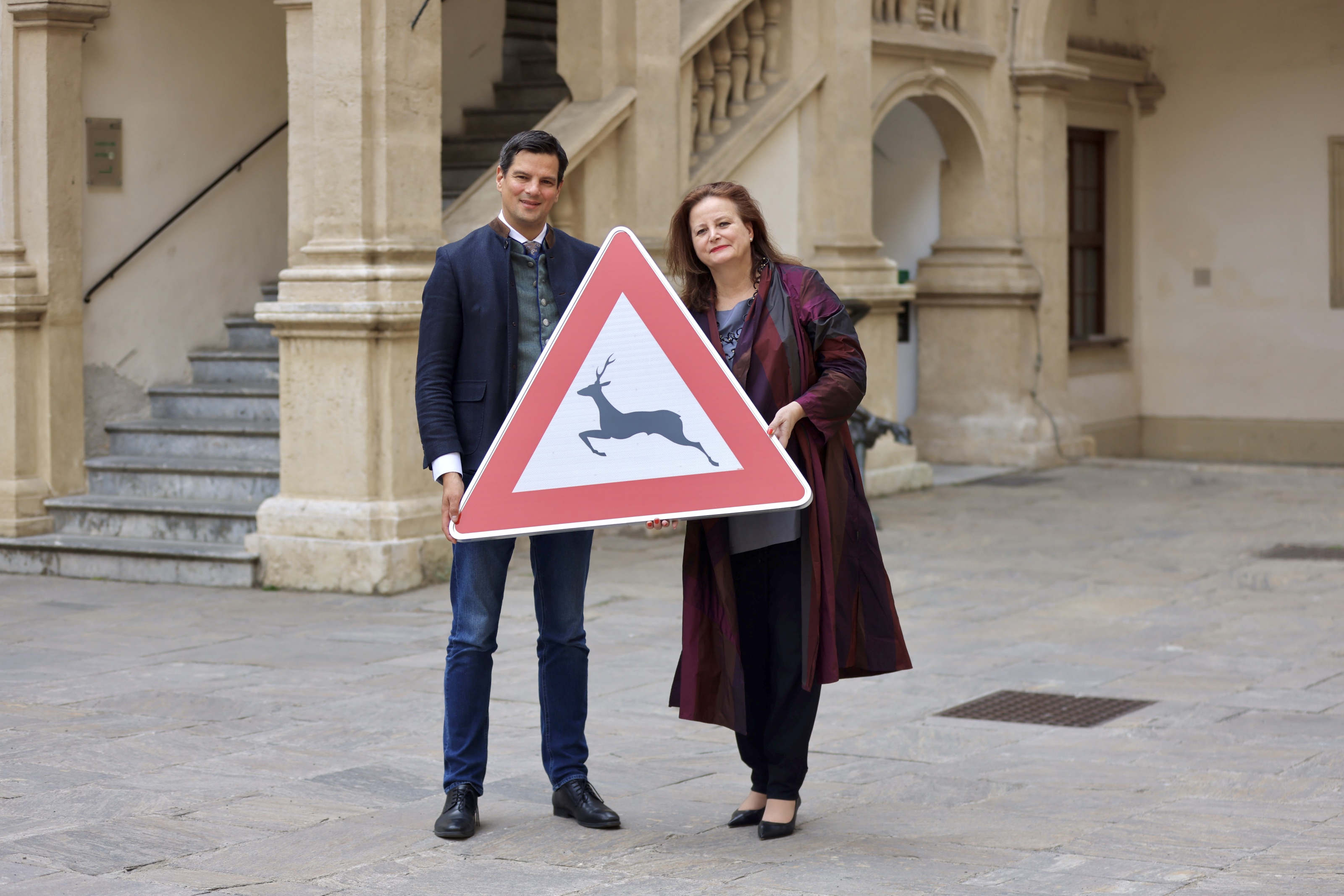 Mehr Sicherheit auf steirischen Straßen für Mensch und Tier - Verkehrs ...